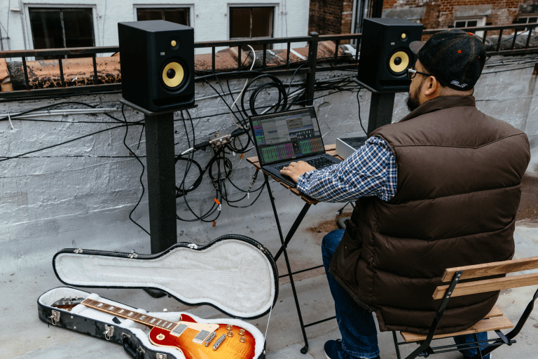 What are the Specific Differences Between the KRK ROKIT G3 and KRK ...